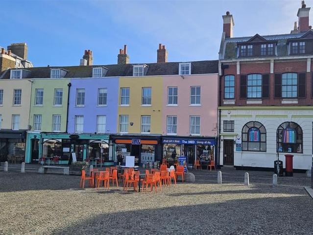 The Parade, Margate 3 bed apartment to rent £1,350 pcm £312 pw