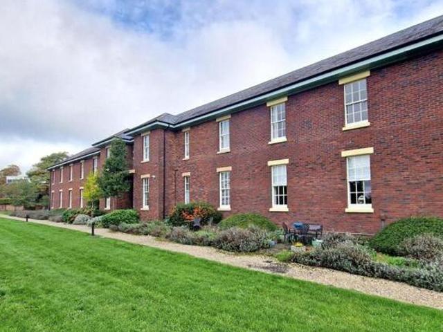 The Parade, Caversfield, 2 Bedroom Apartment