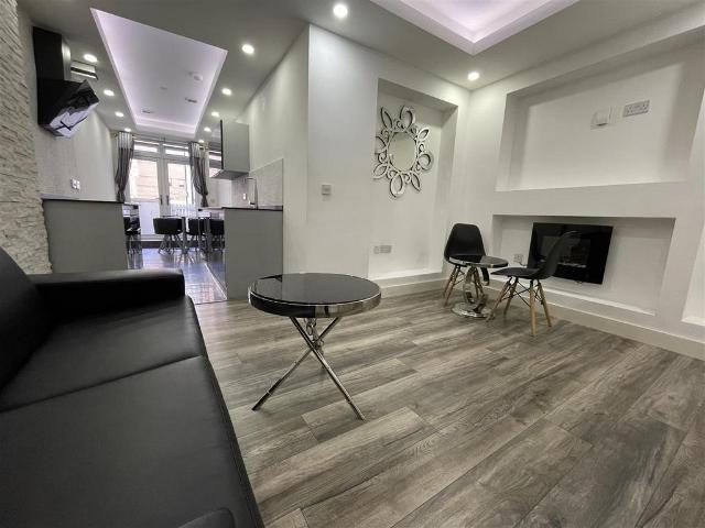 The Parade, Roath, Cardiff 1 bed apartment to rent £1,175 pcm £271 pw