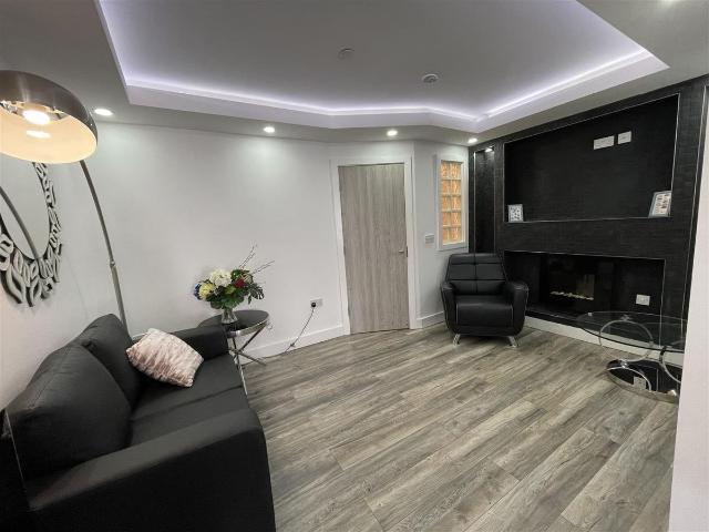 The Parade, Roath, Cardiff CF24, 1 bed flat to rent, £1,075 pcm | PrimeLocation