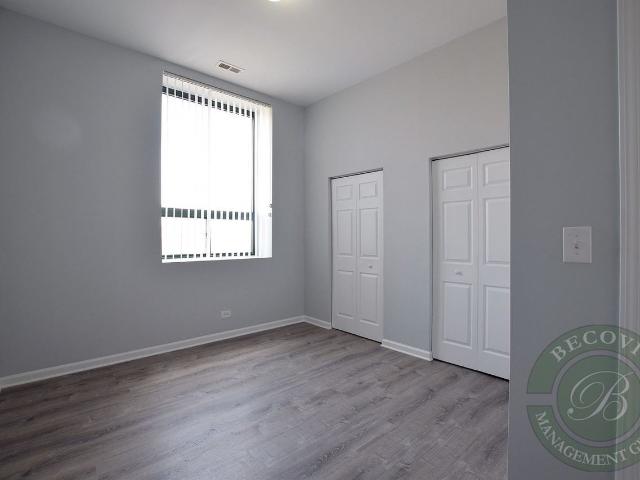 The Park Terrace 1 Bedroom Apartment for Rent at 2451 W Howard St, Chicago, IL 60645 West Ridge