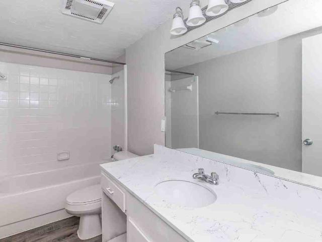 The Park Apartments 3 Bedroom Apartment for Rent at 4040 Schanen Blvd, Corpus Christi, TX 78413 South Side
