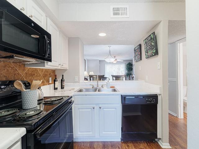 The Park at Tivoli 2 Bedroom Apartment for Rent at 12903 Sugar Ridge Blvd, Stafford, TX 77477