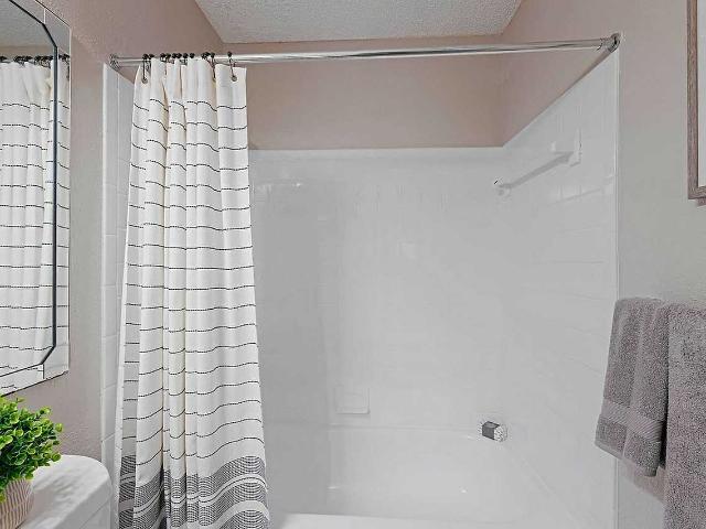 The Park at Trapani 3 Bedroom Apartment for Rent at 8401 Southside Blvd, Jacksonville, FL 32256