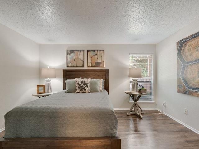 The Park at Wintergreen Apartments 2 Bedroom Apartment for Rent at 320 E Wintergreen Rd, Desoto, TX 75115