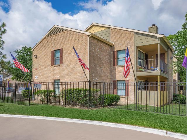 The Park at Winslow 1 Bedroom Apartment for Rent at 1744 Jenkins Rd, Pasadena, TX 77506