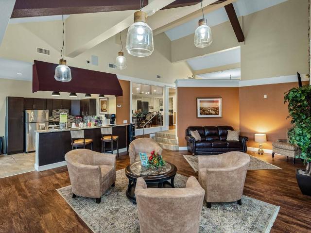 The Park at Anzio 1 Bedroom Apartment for Rent at 4083 Sunbeam Rd, Jacksonville, FL 32257 Craven