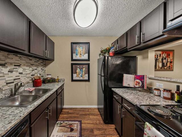 The Park at Anzio 2 Bedroom Apartment for Rent at 4083 Sunbeam Rd, Jacksonville, FL 32257 Craven