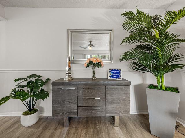 The Park at Avellino 2 Bedroom Apartment for Rent at 4500 Baymeadows Rd, Jacksonville, FL 32217 Craven