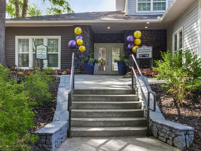 The Park at Carrigan 2 Bedroom Apartment for Rent at 1038 S Hairston Rd, Stone Mountain, GA 30088