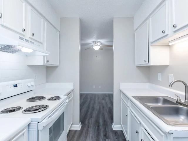 The Park at Carson 2 Bedroom Apartment for Rent at 105 Candy Mountain Rd, Birmingham, AL 35217