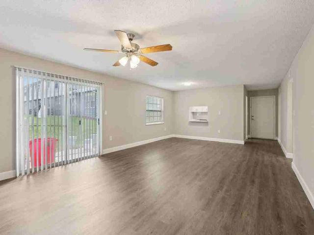 The Park at Chesterfield Apartment Homes 2 Bedroom Apartment for Rent at 5039 Chalet Ct, Tampa, FL 33617 Terrace Park