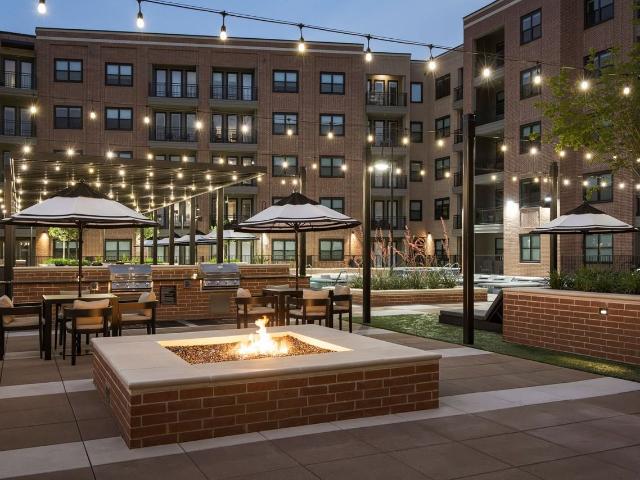 The Park at Katy Trail 2 Bedroom Apartment for Rent at 3255 Carlisle St, Dallas, TX 75204 Uptown