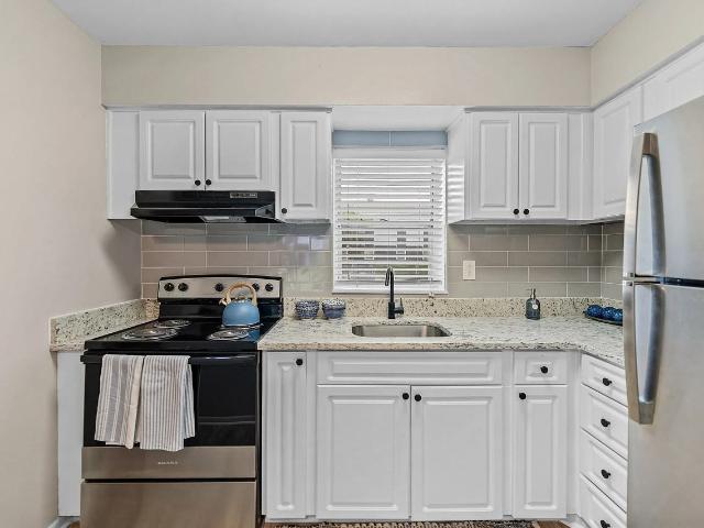 The Park at Rialto 1 Bedroom Apartment for Rent at 2174 Sharp Ct, Fern Park, FL 32730