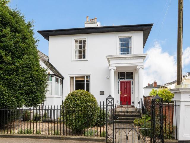 The Park, Cheltenham GL50, 2 bed flat to rent, £1,200 pcm | PrimeLocation