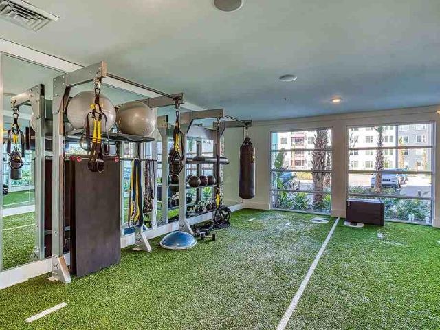The Parker at Maitland Station Apartments 3 Bedroom Apartment for Rent at 955 N Orlando Ave, Maitland, FL 32751