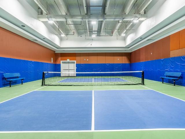 The Parker at 9 Mile Station | BRAND Studio Apartment for Rent at 3155 S Vaughn Way, Aurora, CO 80014 Heather Gardens