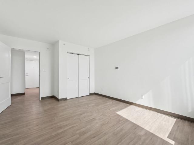 The Parker at 9 Mile Station Studio Apartment for Rent at 3155 S Vaughn Way, Aurora, CO 80014 Heather Gardens