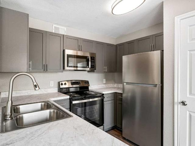 The Parker Apartment Homes 3 Bedroom Apartment for Rent at 14140 Broadway Ext, Edmond, OK 73013