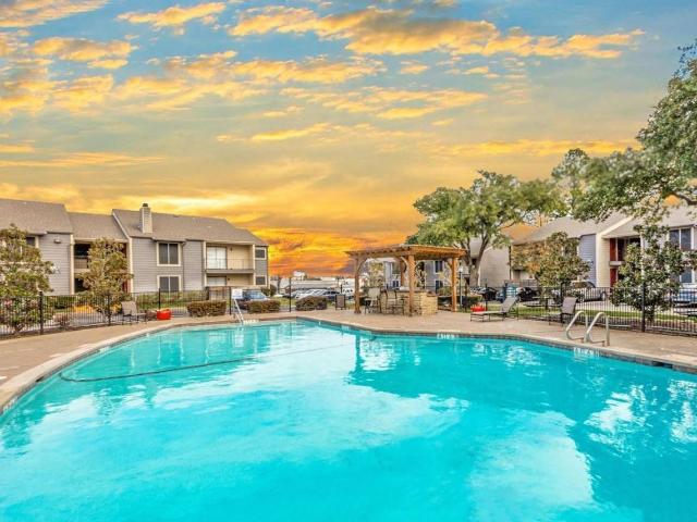 The Parker Apartments 3 Bedroom Apartment for Rent at 5105 Old Bullard Rd, Tyler, TX 75703