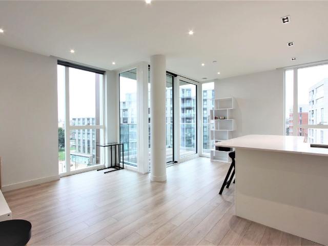 The Parkhouse, Kayani Avenue, London N4, 2 bed flat to rent, £3,100 pcm | PrimeLocation