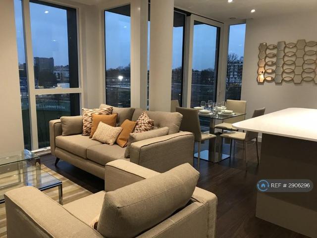 The Parkhouse, London, N4 2 bed flat to rent £3,000 pcm £692 pw