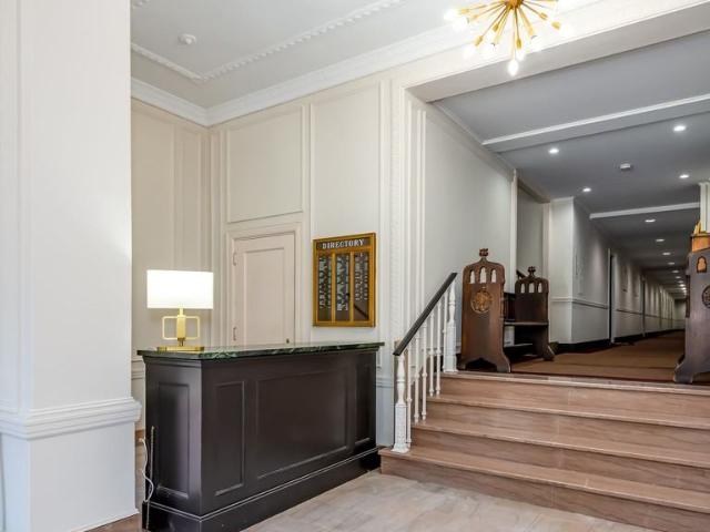 The Parkway 1 Bedroom Apartment for Rent at 4961 Laclede Ave, St. Louis, MO 63108 Central West End