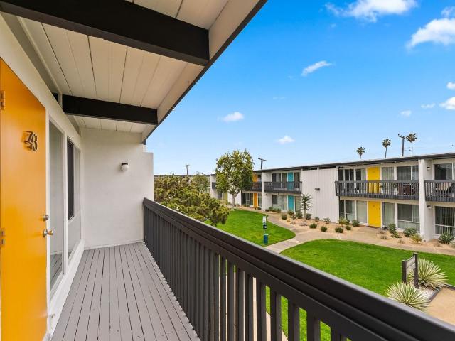 The Parsons 1 Bedroom Apartment for Rent at 2000 Parsons St, Costa Mesa, CA 92627 Central Costa Mesa
