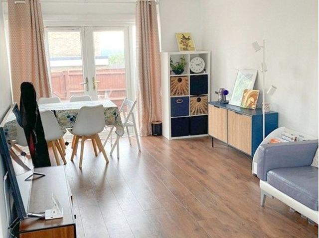 The Pastures, High Wycombe HP13, 2 bed end terrace house to rent, £1,600 pcm | PrimeLocation
