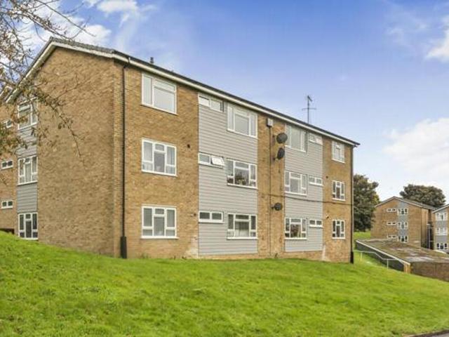 The Pastures, High Wycombe, 2 Bedroom Apartment