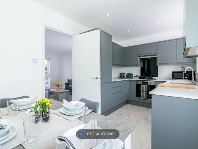 The Pastures, Stevenage SG2, 3 bed semi detached house to rent, £1,975 pcm | PrimeLocation
