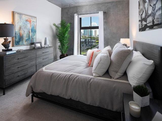 The Pearl 1 Bedroom Apartment for Rent at 2110 N Ola Ave, Tampa, FL 33602 Tampa Heights