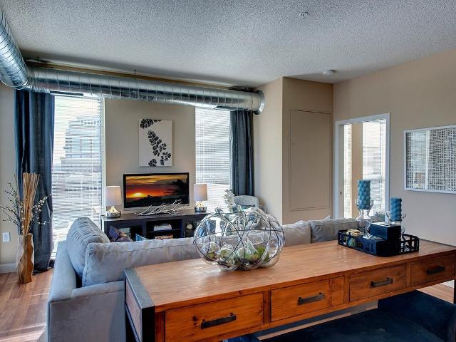 The Penfield 3 Bedroom Apartment for Rent at 101 10th St E, St. Paul, MN 55101 Downtown St. Paul