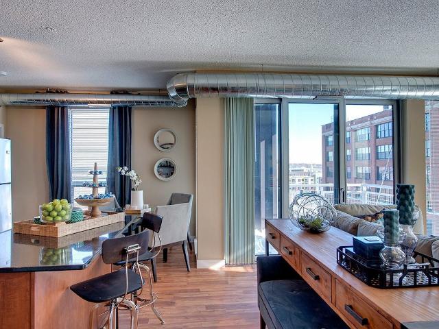 The Penfield 3 Bedroom Apartment for Rent at 101 10th St E, St. Paul, MN 55101 Downtown St. Paul