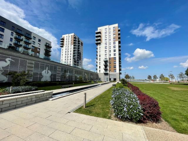 The Peninsula, Gillingham ME7, 1 bed flat to rent, £1,250 pcm | PrimeLocation