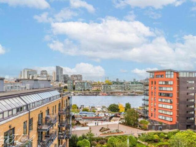 The Penthouse, Providence Square, 2 Bedroom Apartment