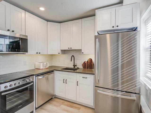 The Phoenix Apartments 1 Bedroom Apartment for Rent at 1421 Massachusetts Ave Nw, Washington, DC 20005 Logan Circle Shaw
