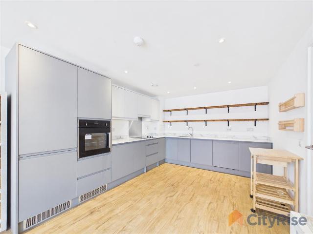 The Phoenix, Saxton Road, Leeds LS9, 1 bed flat to rent, £1,000 pcm | PrimeLocation