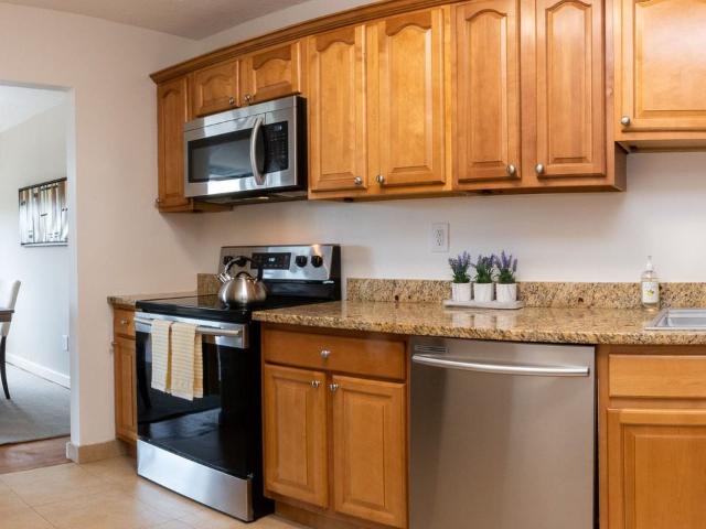 The Pierre Apartments 1 Bedroom Apartment for Rent at 185 Prospect Ave, Hackensack, NJ 07601