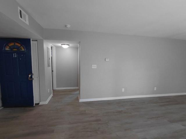 The Pines 2 Bedroom Apartment for Rent at 2020 Vineville Ave, Macon, GA 31204