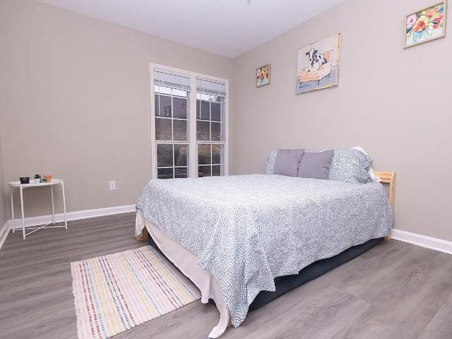 The Pines 2 Bedroom Apartment for Rent at 3923 Jackson Avenue, Memphis, TN 38128