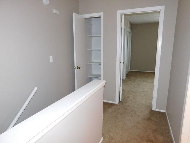 The Pines at Q Plaza Apartments 2 Bedroom Apartment for Rent at 8633 Q Plz, Omaha, NE 68127