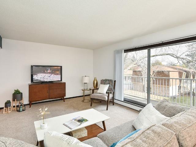 The Pines of Burnsville 2 Bedroom Apartment for Rent at 1024 W Burnsville Pkwy, Burnsville, MN 55337