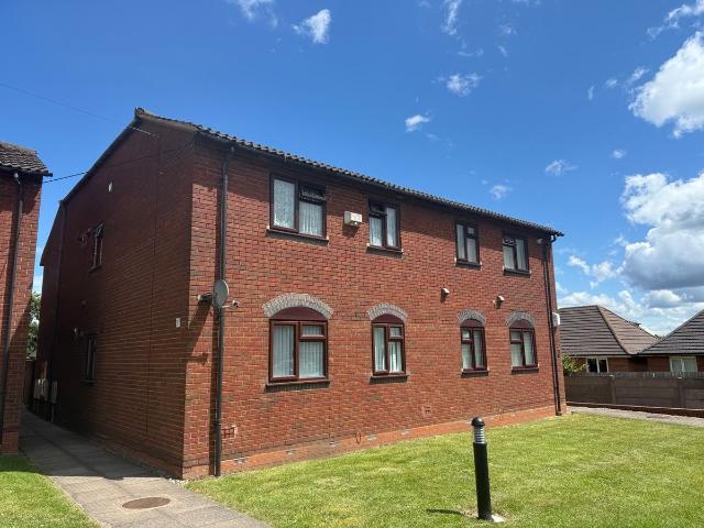 The Pineways, Rowley Regis, Birmingham B69, 2 bed maisonette to rent, £700 pcm | PrimeLocation