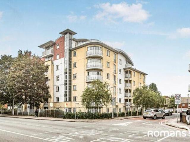 The Pinnacle, Kings Road, 2 Bedroom Flat