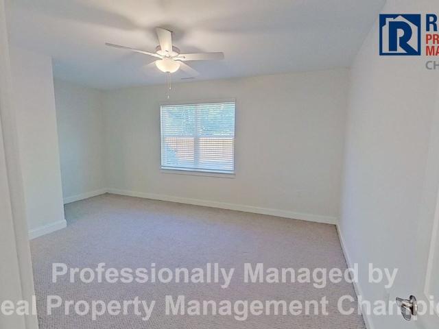 The Pinnacle Townhomes 1 Bedroom Home for Rent at 8814 Market St, Wilmington, NC 28411