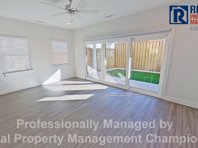 The Pinnacle Townhomes 2 Bedroom Home for Rent at 8814 Market St, Wilmington, NC 28411