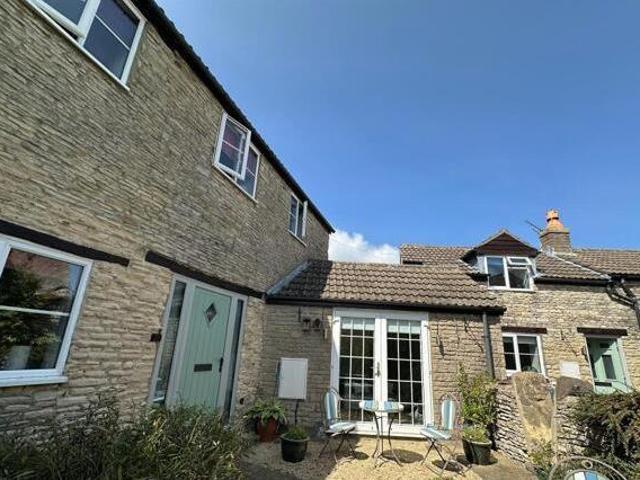 The Plain, Hawkesbury Upton, 4 Bedroom Cottage