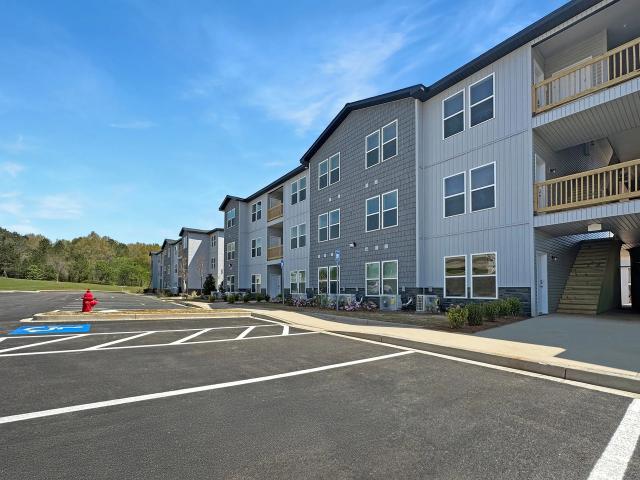 The Platform at Osigian Way 2 Bedroom Apartment for Rent at 651 Osigian Blvd, Warner Robins, GA 31088