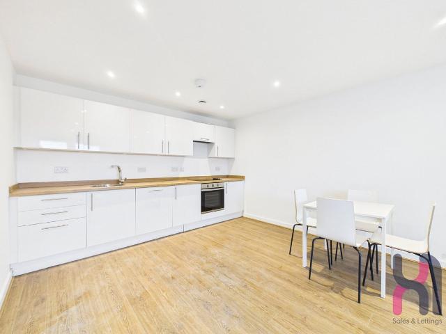 The Plaza, 1 Advent Way, Ancoats, Manchester M4, 3 bed flat to rent, £2,000 pcm | PrimeLocation